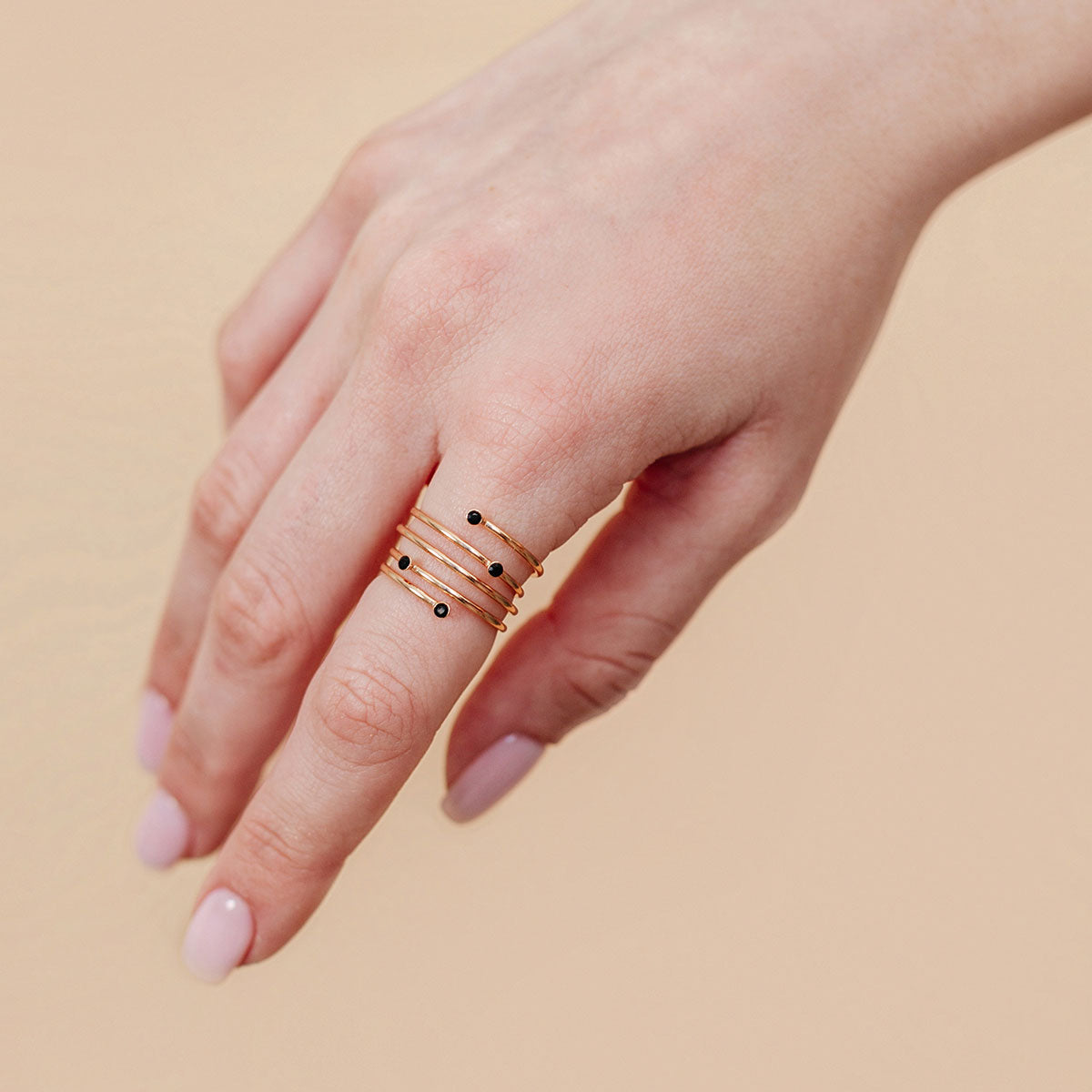 טבעת וסטה ספירלה – OSHKA