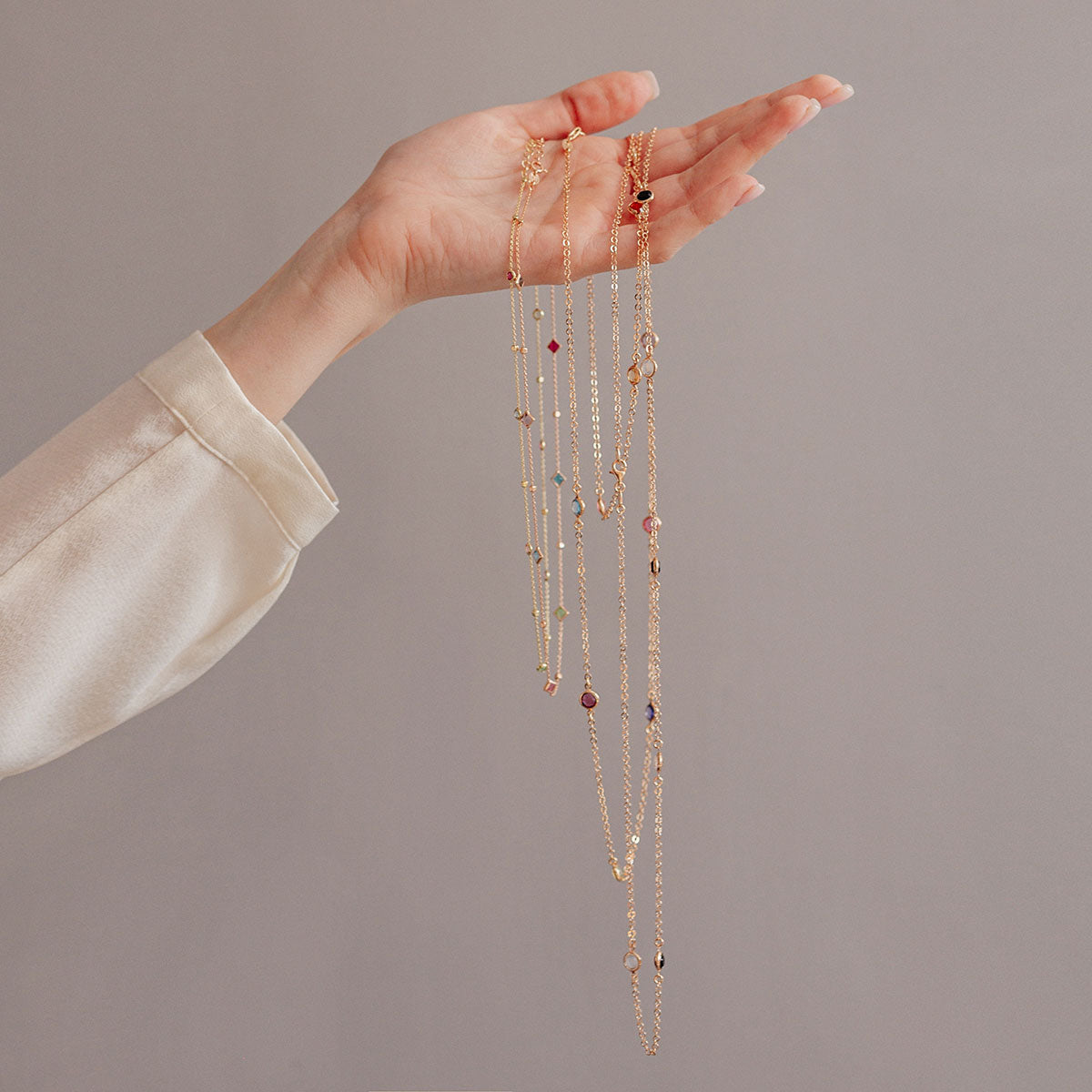 שרשרת אלמנט זהב – OSHKA